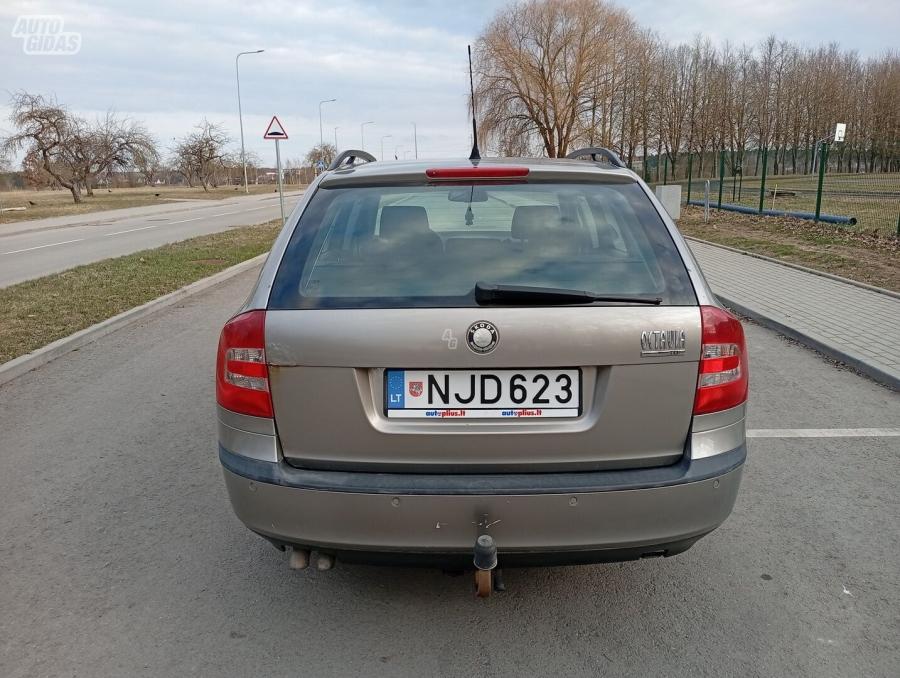 Skoda Octavia 2007 in Vilnius, with an engine capacity of 2.00 L and mileage of 278 thousand km for 1950 €, photo 7 on AUTOMOTO.COM.LV