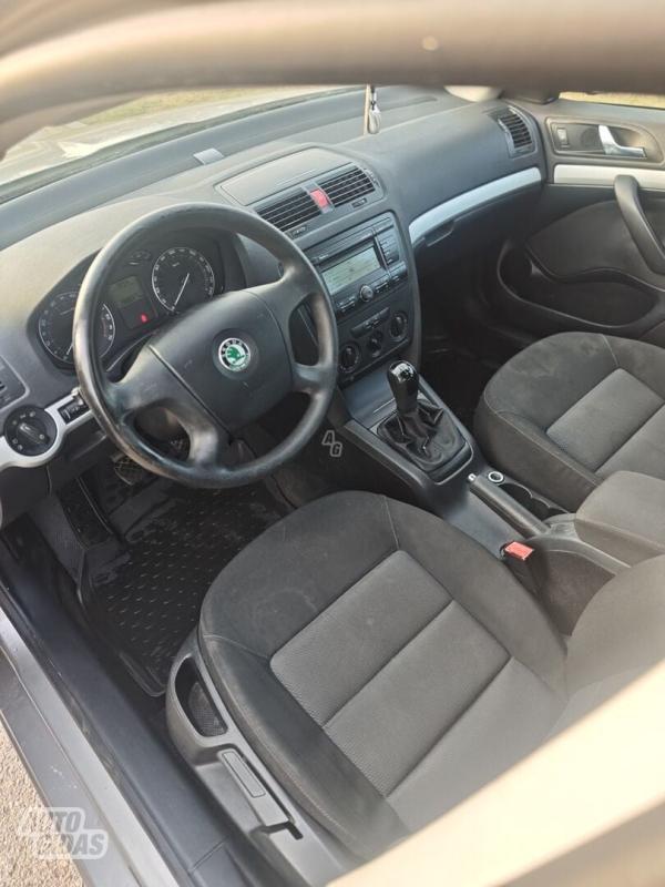 Skoda Octavia 2007 Utena, ar dzinēja tilpumu 2.00 L un nobraukumu 289 tūkst. km par 1600 €, foto 6 vietnē AUTOMOTO.COM.LV