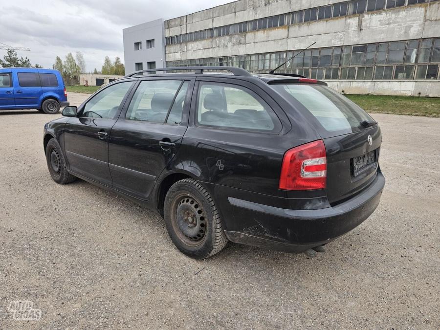Skoda Octavia 2007 Viļņa, ar dzinēja tilpumu 2.00 L un nobraukumu 350 tūkst. km par 1950 €, foto 8 vietnē AUTOMOTO.COM.LV