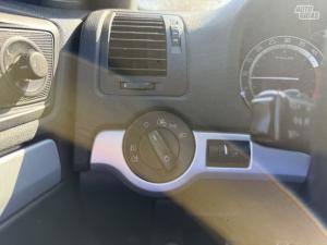 Skoda Octavia 2007 in Marijampole, with an engine capacity of 2.00 L and mileage of 227 thousand km for 1850 €, photo 14 on AUTOMOTO.COM.LV