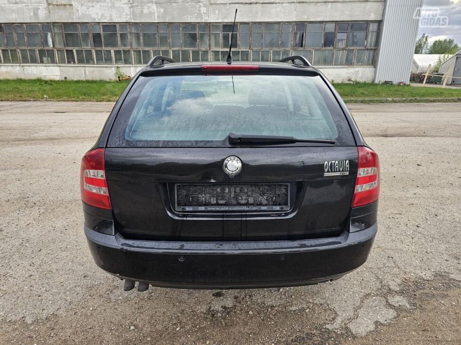 Skoda Octavia 2007 in Vilnius, with an engine capacity of 2.00 L and mileage of 350 thousand km for 2650 €, photo 5 on AUTOMOTO.COM.LV