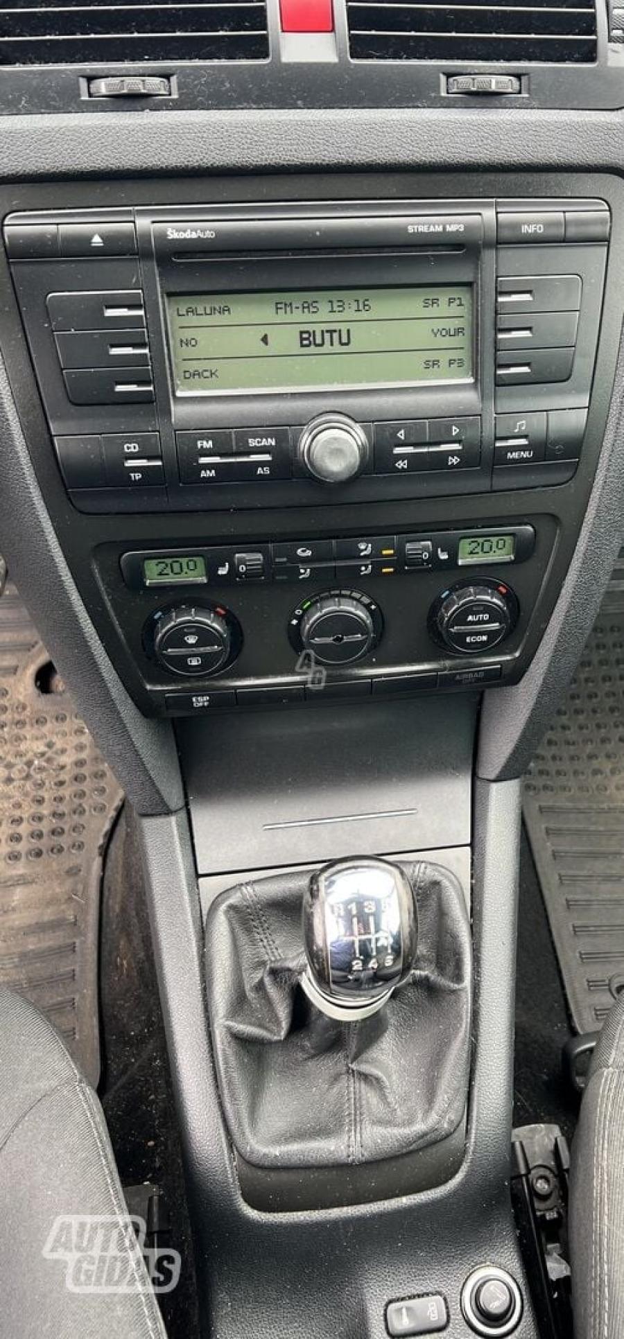 Skoda Octavia 2007 Kretinga, ar dzinēja tilpumu 1.80 L un nobraukumu 261 tūkst. km par 1500 €, foto 14 vietnē AUTOMOTO.COM.LV