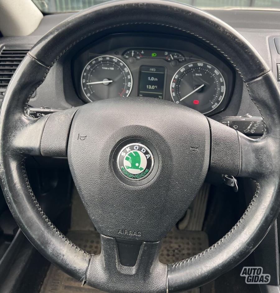 Skoda Octavia 2007 Kretinga, ar dzinēja tilpumu 1.80 L un nobraukumu 261 tūkst. km par 1500 €, foto 17 vietnē AUTOMOTO.COM.LV