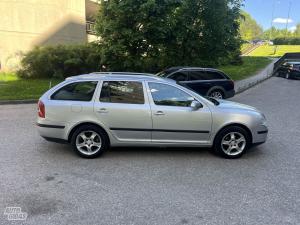 Skoda Octavia 2007 in Vilnius, with an engine capacity of 2.00 L and mileage of 359 thousand km for 2400 €, photo 4 on AUTOMOTO.COM.LV