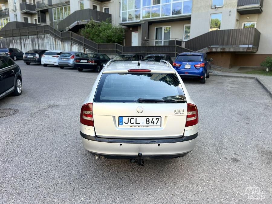Skoda Octavia 2007 in Vilnius, with an engine capacity of 2.00 L and mileage of 359 thousand km for 2400 €, photo 6 on AUTOMOTO.COM.LV