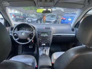 Skoda Octavia 2007 in Vilnius, with an engine capacity of 2.00 L and mileage of 359 thousand km for 2400 €, photo 13 on AUTOMOTO.COM.LV