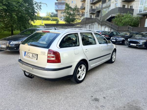 Skoda Octavia 2007 Viļņa, ar dzinēja tilpumu 2.00 L un nobraukumu 359 tūkst. km par 2400 €, foto 4 vietnē AUTOMOTO.COM.LV