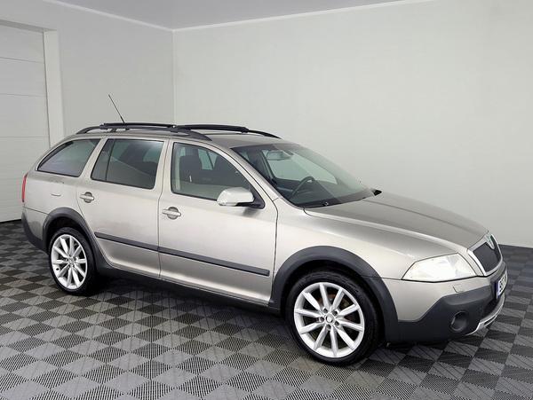 Skoda Octavia 2007 in Tallinn, with an engine capacity of 2.00 L and mileage of 416 thousand km for 1099 €, photo 1 on AUTOMOTO.COM.LV