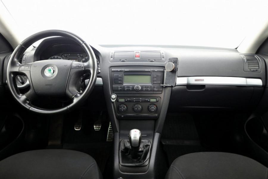 Skoda Octavia 2007 Tallina, ar dzinēja tilpumu 2.00 L un nobraukumu 416 tūkst. km par 1099 €, foto 6 vietnē AUTOMOTO.COM.LV