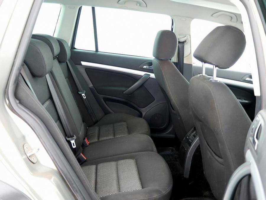 Skoda Octavia 2007 Tallina, ar dzinēja tilpumu 2.00 L un nobraukumu 416 tūkst. km par 1099 €, foto 17 vietnē AUTOMOTO.COM.LV