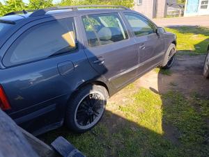 Skoda Octavia 2007 Viļņa, ar dzinēja tilpumu 1.90 L un nobraukumu 237 tūkst. km par 500 €, foto 3 vietnē AUTOMOTO.COM.LV