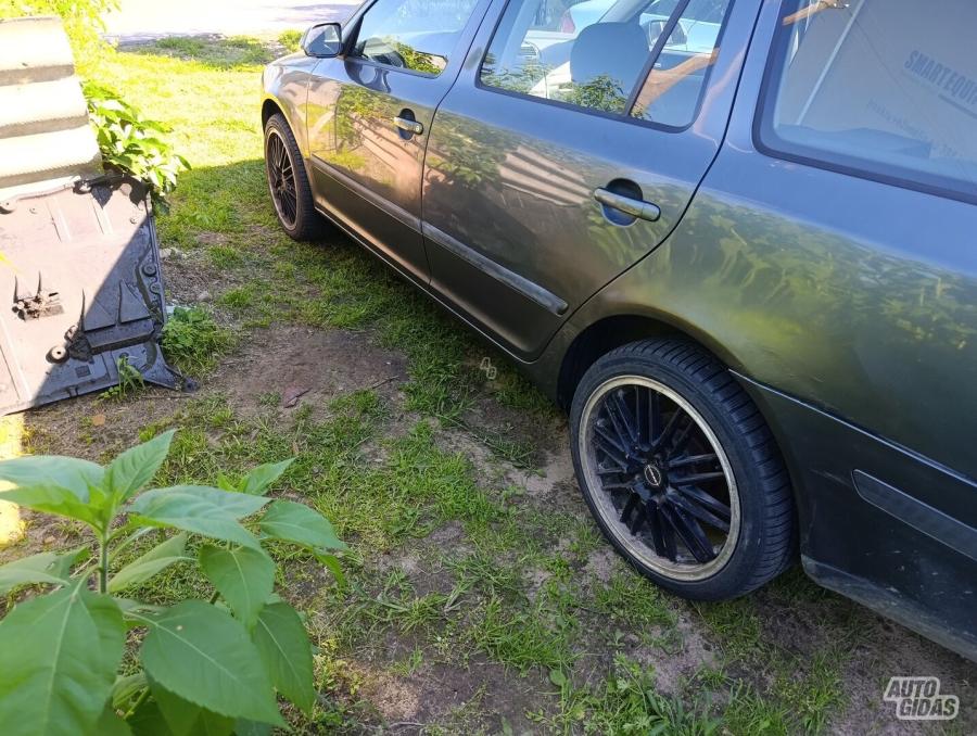 Skoda Octavia 2007 Viļņa, ar dzinēja tilpumu 1.90 L un nobraukumu 237 tūkst. km par 500 €, foto 4 vietnē AUTOMOTO.COM.LV