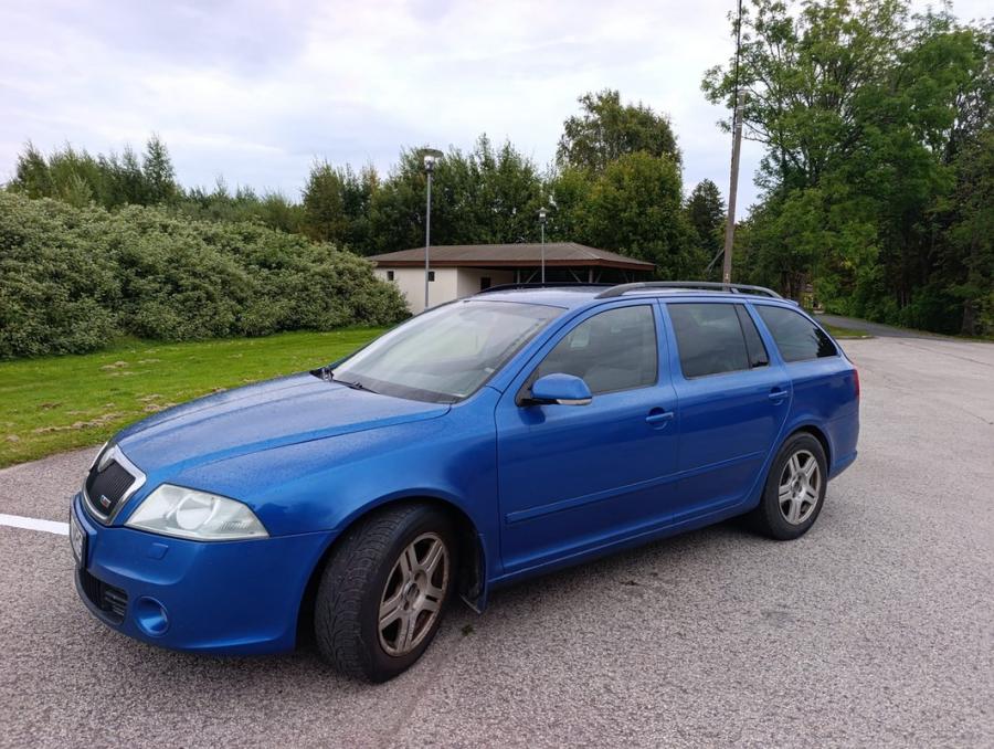 Skoda Octavia 2007 Pērnava, ar dzinēja tilpumu 2.00 L un nobraukumu 316 tūkst. km par 2499 €, foto 14 vietnē AUTOMOTO.COM.LV