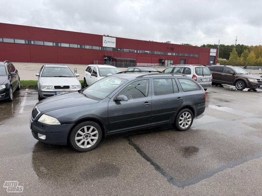 Skoda Octavia 2007 in Kaunas, with an engine capacity of 1.90 L and mileage of 350 thousand km for 700 €, photo 4 on AUTOMOTO.COM.LV