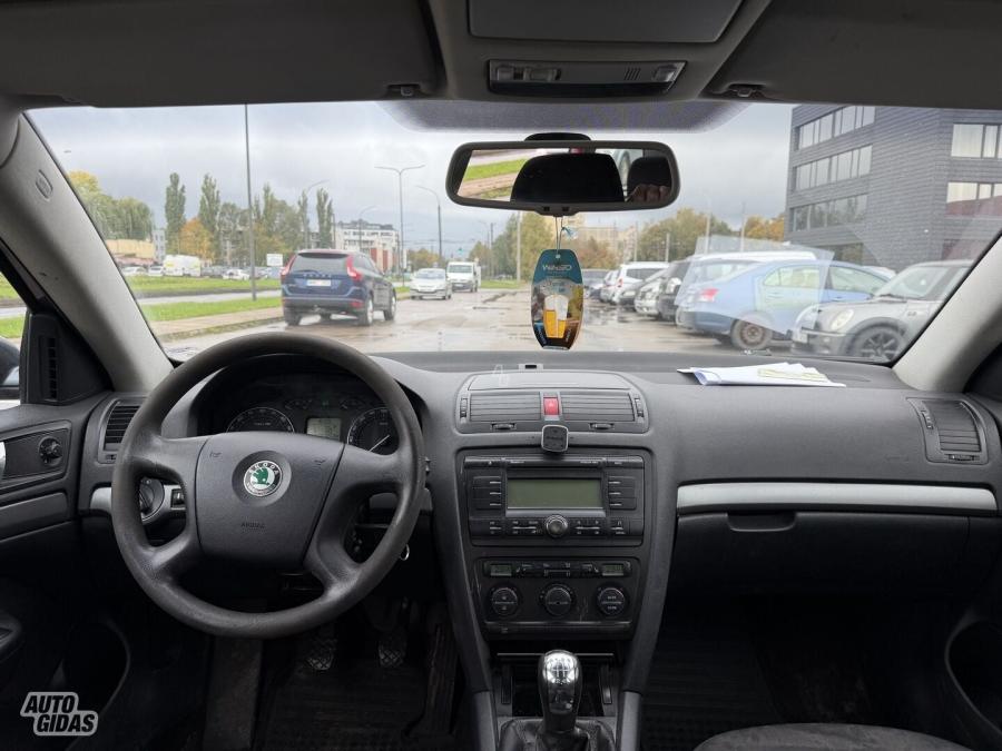 Skoda Octavia 2007 in Kaunas, with an engine capacity of 1.90 L and mileage of 350 thousand km for 700 €, photo 7 on AUTOMOTO.COM.LV