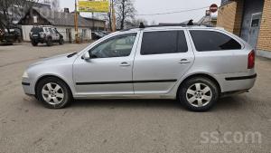 Skoda Octavia 2008 in Limbazi, with an engine capacity of 2.00 L and mileage of 272 thousand km for 1950 €, photo 8 on AUTOMOTO.COM.LV