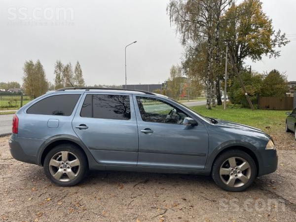 Skoda Octavia 2008 in Riga, with an engine capacity of 2.00 L and mileage of 465 thousand km for 1990 €, photo 6 on AUTOMOTO.COM.LV