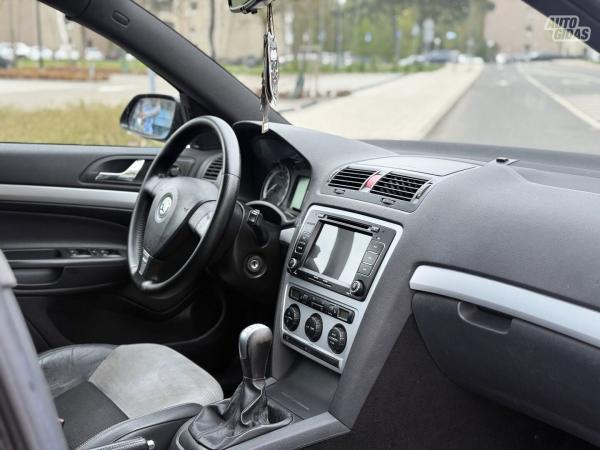 Skoda Octavia 2008 in Vilnius, with an engine capacity of 2.00 L and mileage of 289 thousand km for 2500 €, photo 10 on AUTOMOTO.COM.LV