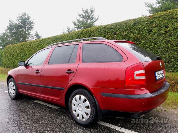 Skoda Octavia 2008 in Tartu, with an engine capacity of 1.60 L and mileage of 320 thousand km for 1250 €, photo 4 on AUTOMOTO.COM.LV