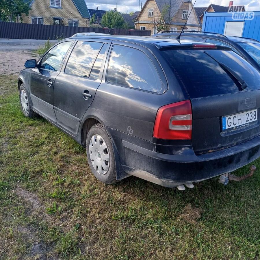 Skoda Octavia 2008 Pakruojis, ar dzinēja tilpumu 2.00 L un nobraukumu 445 tūkst. km par 999 €, foto 3 vietnē AUTOMOTO.COM.LV
