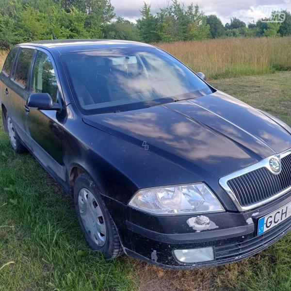 Skoda Octavia 2008 Pakruojis, ar dzinēja tilpumu 2.00 L un nobraukumu 445 tūkst. km par 999 €, foto 4 vietnē AUTOMOTO.COM.LV