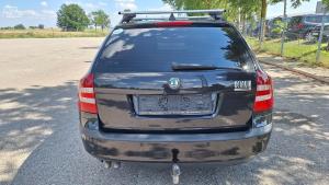 Skoda Octavia 2008 Marijampole, ar dzinēja tilpumu 1.90 L un nobraukumu 189 tūkst. km par 2350 €, foto 15 vietnē AUTOMOTO.COM.LV