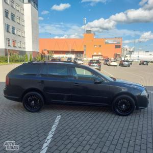 Skoda Octavia 2008 in Vilnius, with an engine capacity of 2.00 L and mileage of 392 thousand km for 1400 €, photo 5 on AUTOMOTO.COM.LV