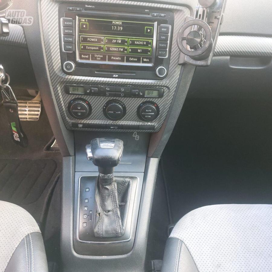 Skoda Octavia 2008 in Vilnius, with an engine capacity of 2.00 L and mileage of 392 thousand km for 1400 €, photo 12 on AUTOMOTO.COM.LV