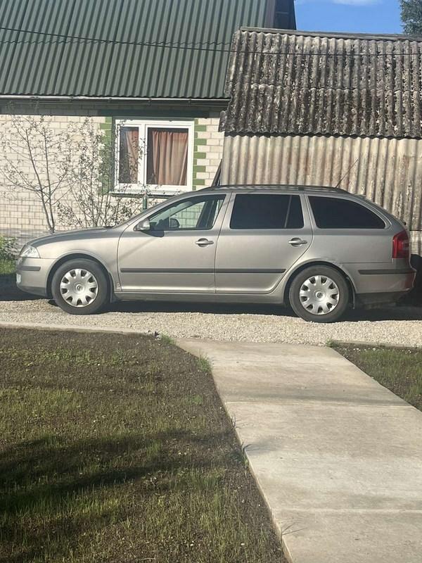 Skoda Octavia 2008 Narva, ar dzinēja tilpumu 1.60 L un nobraukumu 314 tūkst. km par 2000 €, foto 5 vietnē AUTOMOTO.COM.LV