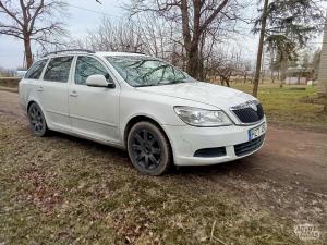 Skoda Octavia 2009 in Vilnius, with an engine capacity of 1.90 L and mileage of 393 thousand km for 1650 €, photo 14 on AUTOMOTO.COM.LV