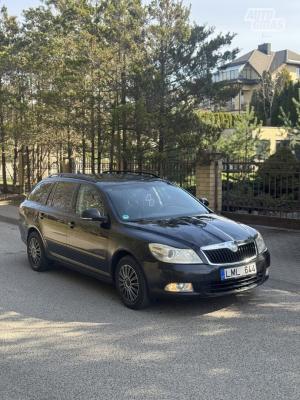 Skoda Octavia 2009 in Vilnius, with an engine capacity of 2.00 L and mileage of 350 thousand km for 1990 €, photo  on AUTOMOTO.COM.LV