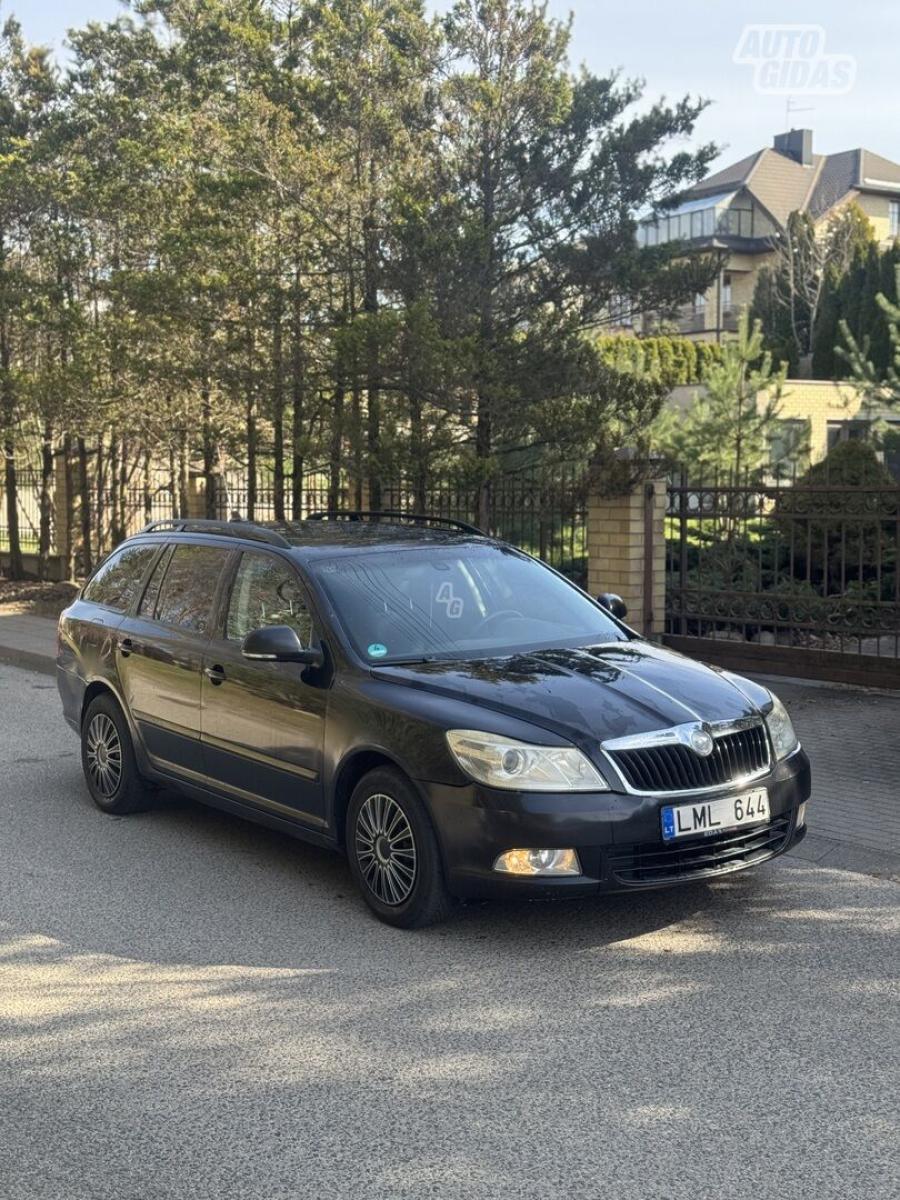 Skoda Octavia 2009 in Vilnius, with an engine capacity of 2.00 L and mileage of 350 thousand km for 1990 €, photo 1 on AUTOMOTO.COM.LV