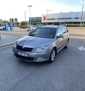 Skoda Octavia 2009 in Vilnius, with an engine capacity of 1.40 L and mileage of 325 thousand km for 2250 €, photo 3 on AUTOMOTO.COM.LV