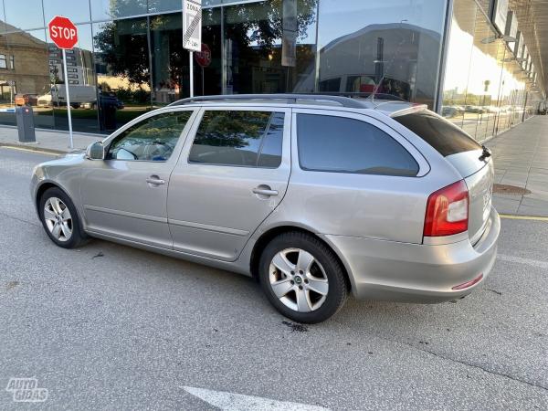 Skoda Octavia 2009 in Vilnius, with an engine capacity of 1.40 L and mileage of 325 thousand km for 2250 €, photo 5 on AUTOMOTO.COM.LV