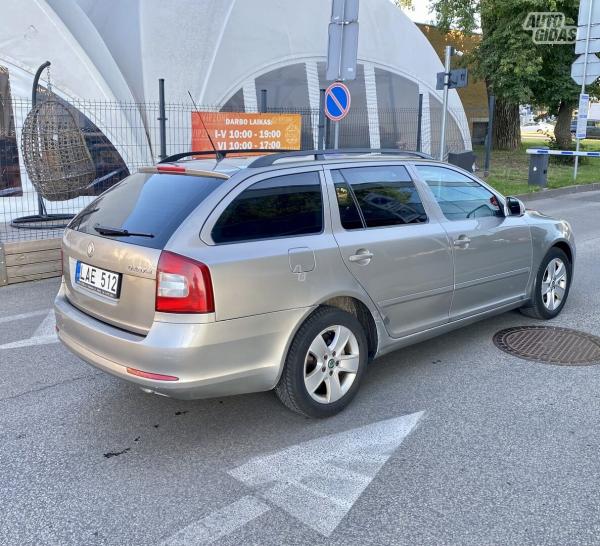 Skoda Octavia 2009 in Vilnius, with an engine capacity of 1.40 L and mileage of 325 thousand km for 2250 €, photo 8 on AUTOMOTO.COM.LV