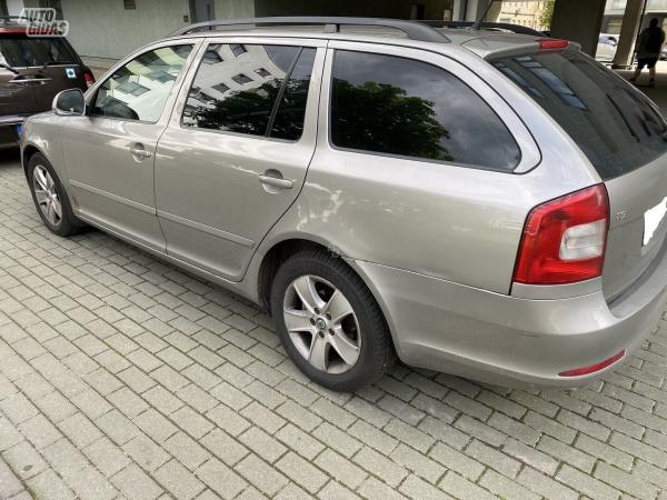 Skoda Octavia 2009 in Vilnius, with an engine capacity of 1.40 L and mileage of 325 thousand km for 2000 €, photo 4 on AUTOMOTO.COM.LV