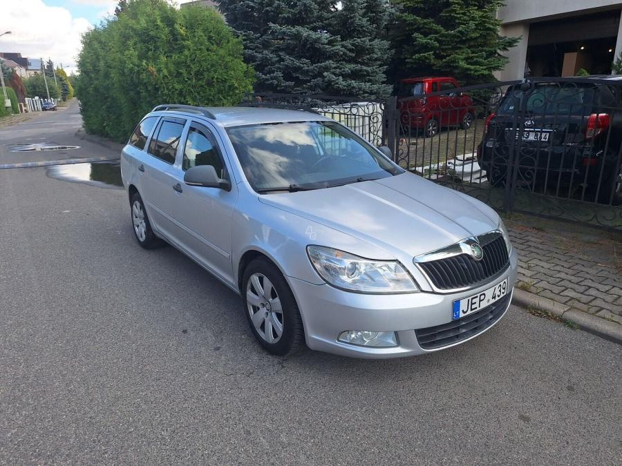 Шкода Октавия 2009 в Клайпеда, объемом двигателя 1.90 л и пробегом 300 тыс. км за 1650 €, фото 1 на AUTOMOTO.COM.LV