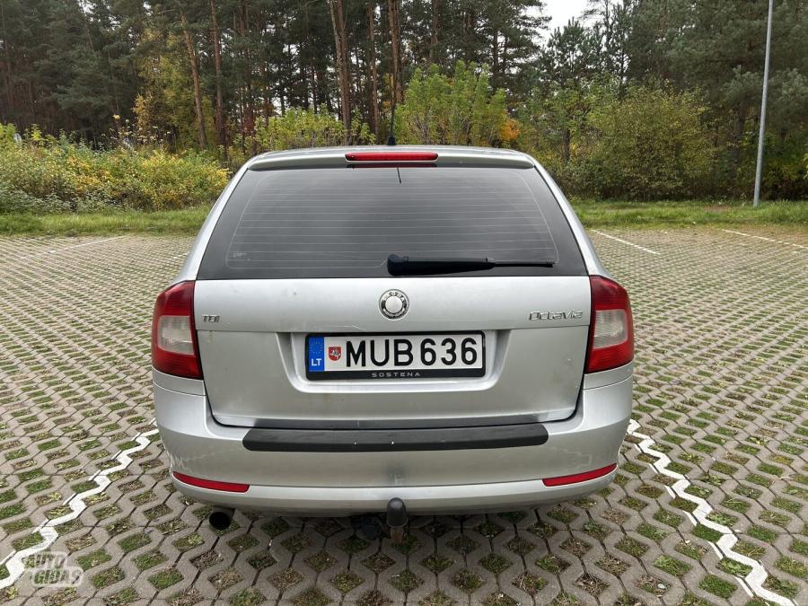 Skoda Octavia 2009 in Varena, with an engine capacity of 1.60 L and mileage of 375 thousand km for 1800 €, photo 5 on AUTOMOTO.COM.LV