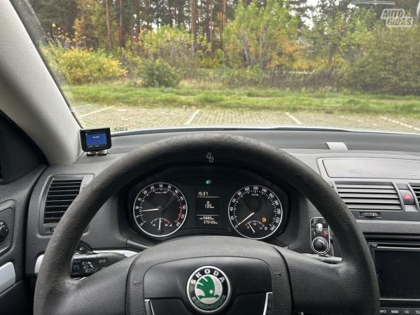 Skoda Octavia 2009 Varėna, ar dzinēja tilpumu 1.60 L un nobraukumu 375 tūkst. km par 1800 €, foto 7 vietnē AUTOMOTO.COM.LV