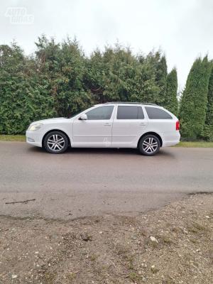 Skoda Octavia 2010 in Kelme, with an engine capacity of 1.60 L and mileage of 290 thousand km for 2900 €, photo 5 on AUTOMOTO.COM.LV