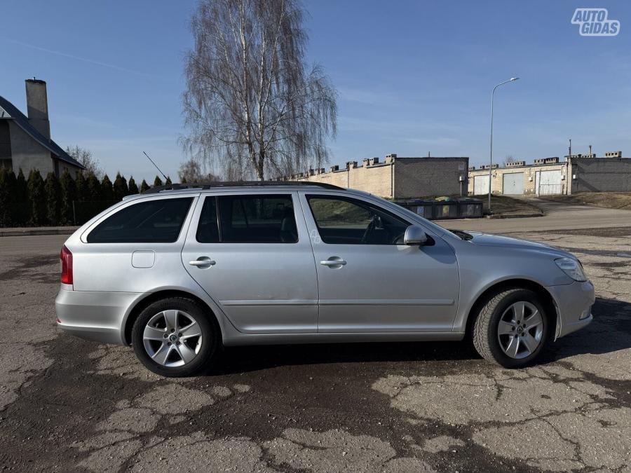Skoda Octavia 2010 Viļņa, ar dzinēja tilpumu 2.00 L un nobraukumu 238 tūkst. km par 3800 €, foto 8 vietnē AUTOMOTO.COM.LV