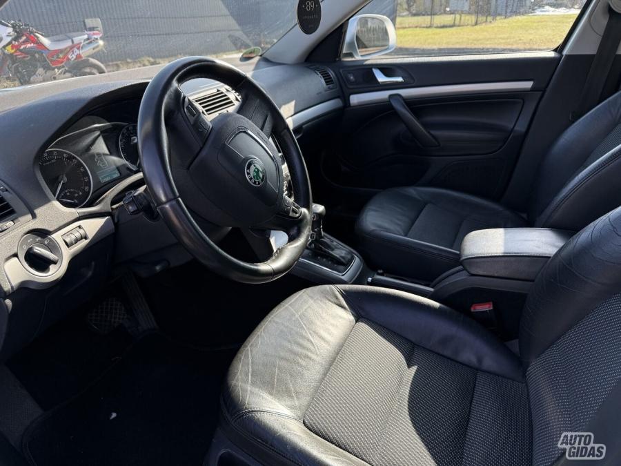 Skoda Octavia 2010 Viļņa, ar dzinēja tilpumu 2.00 L un nobraukumu 238 tūkst. km par 3800 €, foto 10 vietnē AUTOMOTO.COM.LV