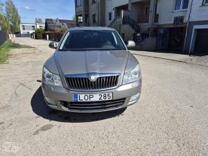 Шкода Октавия 2010 в Каунас, объемом двигателя 1.60 л и пробегом 392 тыс. км за 1700 €, фото 3 на AUTOMOTO.COM.LV