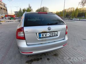 Skoda Octavia 2010 in Riga, with an engine capacity of 1.90 L and mileage of 401 thousand km for 600 €, photo 4 on AUTOMOTO.COM.LV