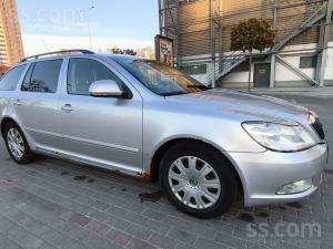 Skoda Octavia 2010 in Riga, with an engine capacity of 1.90 L and mileage of 401 thousand km for 600 €, photo 5 on AUTOMOTO.COM.LV