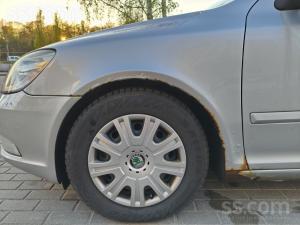 Skoda Octavia 2010 in Riga, with an engine capacity of 1.90 L and mileage of 401 thousand km for 600 €, photo 8 on AUTOMOTO.COM.LV