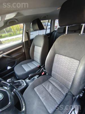 Skoda Octavia 2010 in Riga, with an engine capacity of 1.90 L and mileage of 401 thousand km for 600 €, photo 13 on AUTOMOTO.COM.LV
