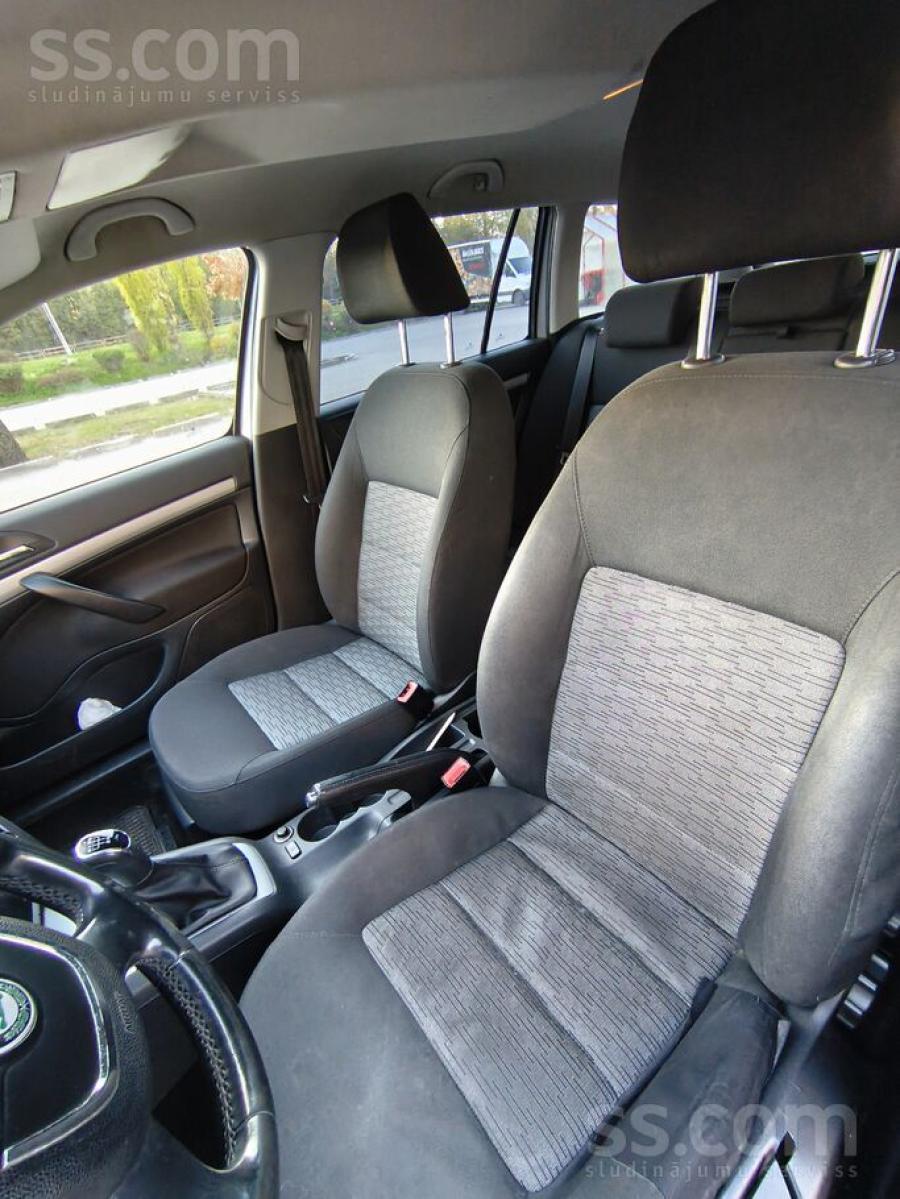 Skoda Octavia 2010 in Riga, with an engine capacity of 1.90 L and mileage of 401 thousand km for 600 €, photo 13 on AUTOMOTO.COM.LV