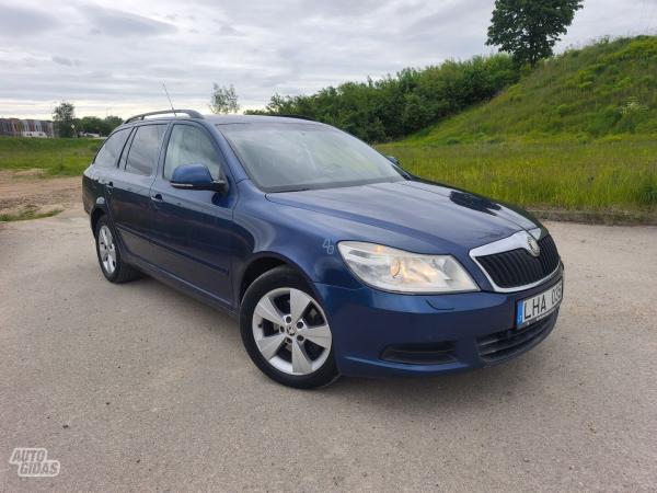 Skoda Octavia 2010 in Vilnius, with an engine capacity of 1.80 L and mileage of 338 thousand km for 1700 €, photo 1 on AUTOMOTO.COM.LV