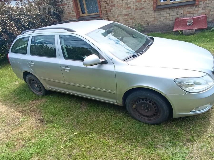 Skoda Octavia 2010 Rīga, ar dzinēja tilpumu 1.90 L un nobraukumu 203 tūkst. km par 4200 €, foto 3 vietnē AUTOMOTO.COM.LV